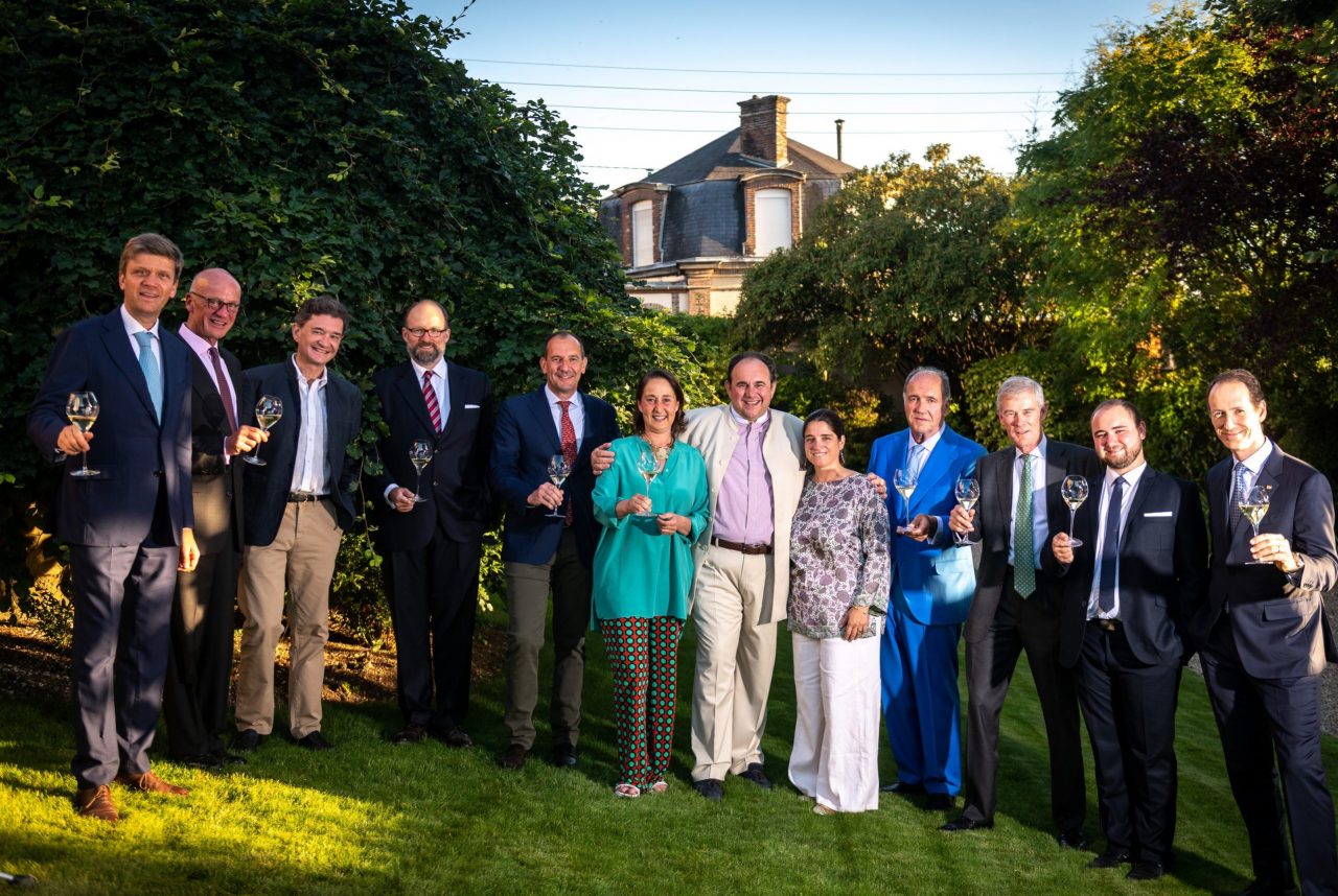 Famille Perrin "Five extraordinary family companies nominated for € ...